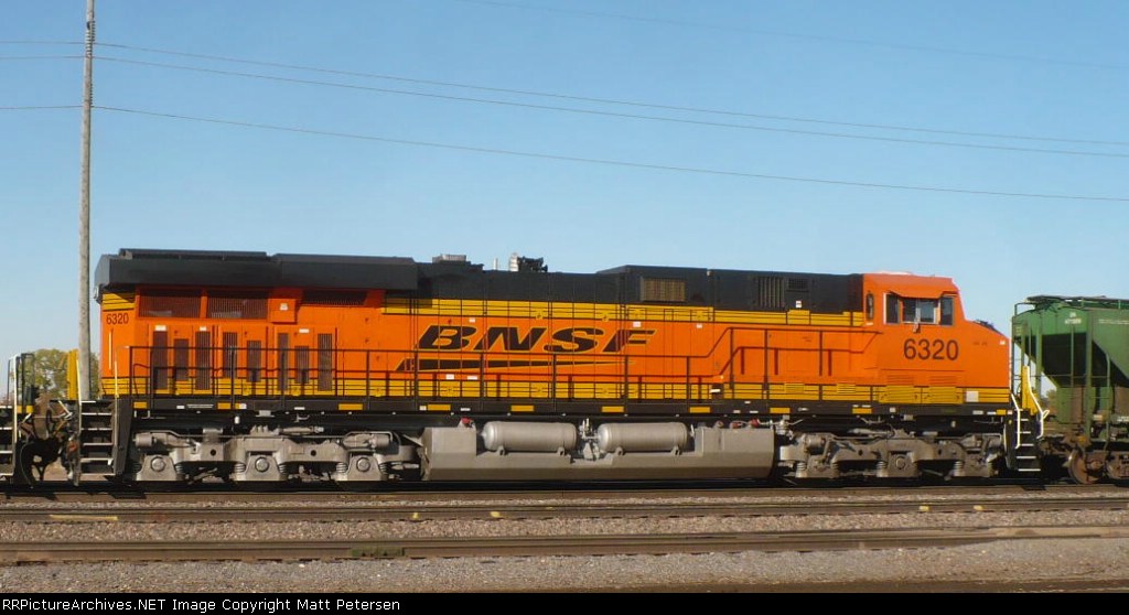 BNSF 6320